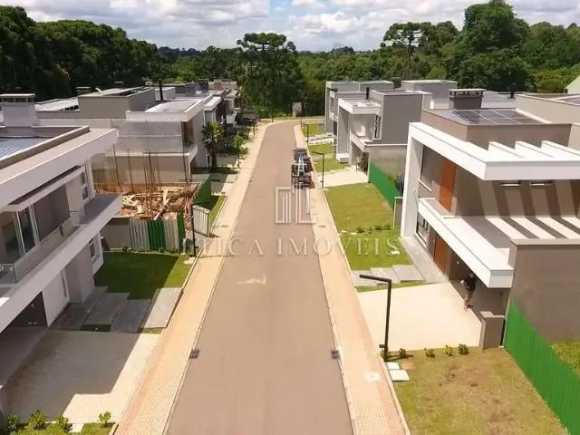 Terreno em Condomínio para Venda em Curitiba/PR Santo Inácio