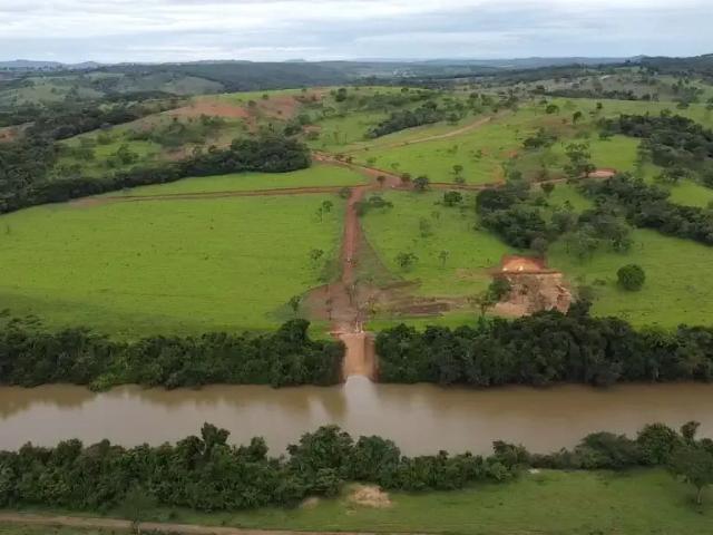 Terreno em Condomínio para Venda em Divinópolis/MG Área Rural de Divinópolis