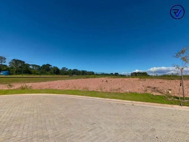 Terreno em Condomínio para Venda em Eusébio/CE Cidade Alpha