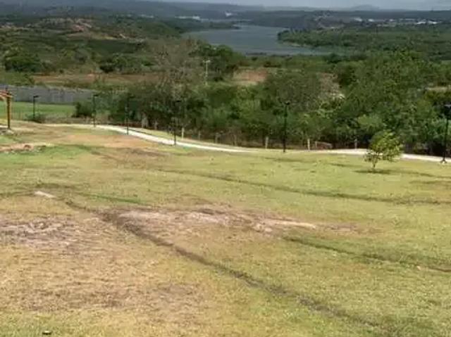 Terreno em Condomínio para Venda em Feira de Santana/BA Nova Esperança