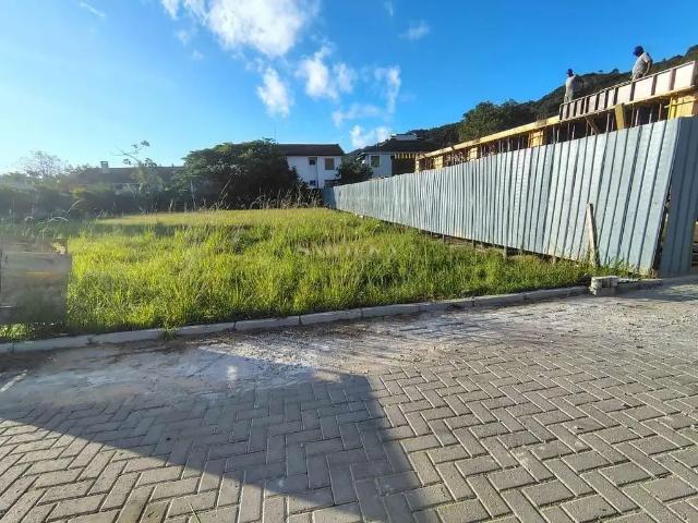 Terreno em Condomínio para Venda em Florianópolis/SC Cachoeira do Bom Jesus 1 Quartos