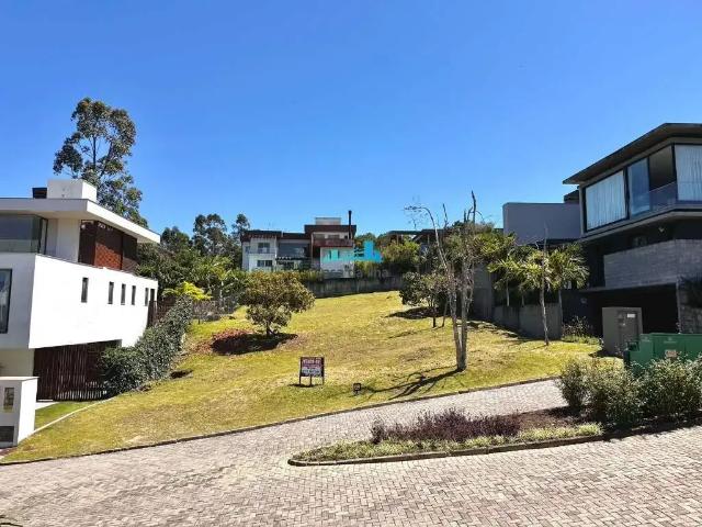 Terreno em Condomínio para Venda em Florianópolis/SC Cacupé