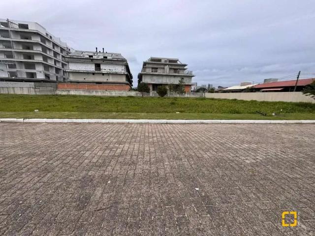 Terreno em Condomínio para Venda em Florianópolis/SC Campeche