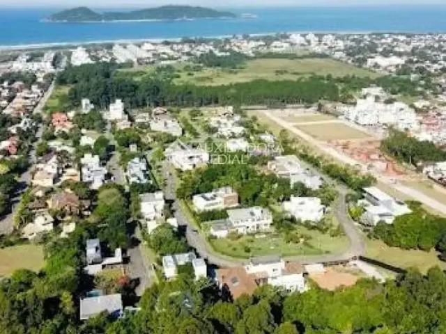 Terreno em Condomínio para Venda em Florianópolis/SC Campeche