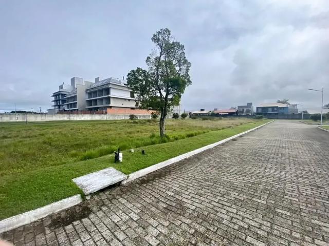 Terreno em Condomínio para Venda em Florianópolis/SC Campeche
