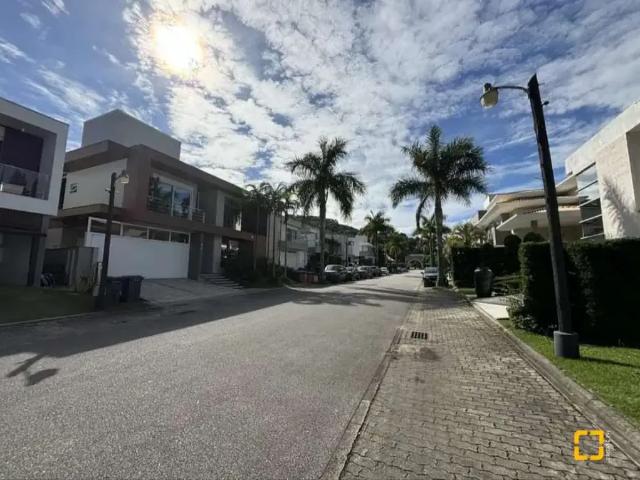 Terreno em Condomínio para Venda em Florianópolis/SC Jurerê