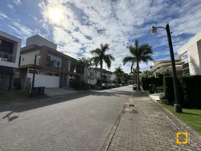 Terreno em Condomínio para Venda em Florianópolis/SC Jurerê