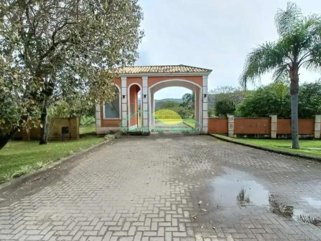 Terreno em Condomínio para Venda em Florianópolis/SC Pântano do Sul