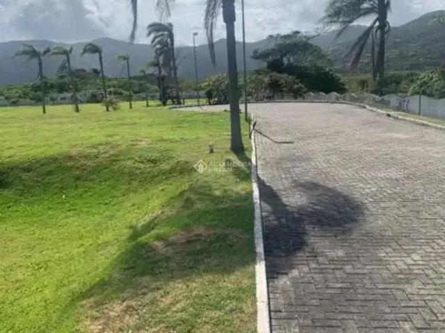 Terreno em Condomínio para Venda em Florianópolis/SC Pântano do Sul