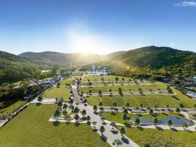 Terreno em Condomínio para Venda em Florianópolis/SC Rio Tavares