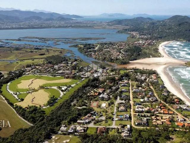 Terreno em Condomínio para Venda em Garopaba/SC Praia da Barra
