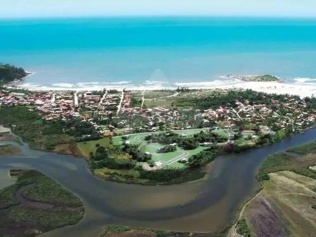 Terreno em Condomínio para Venda em Garopaba/SC Praia da Ferrugem