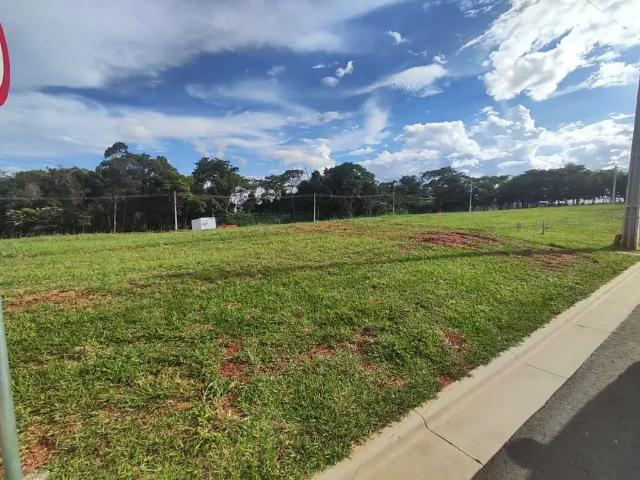 Terreno em Condomínio para Venda em Goiânia/GO Jardins Amsterdã