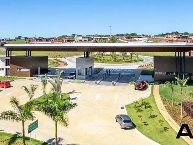 Terreno em Condomínio para Venda em Goiânia/GO Jardins Itália