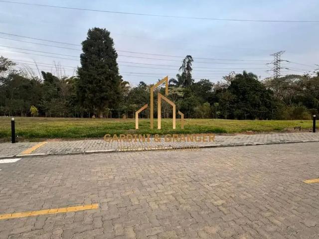 Terreno em Condomínio para Venda em Guararema/SP Centro