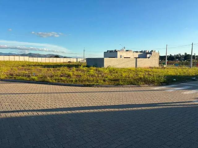 Terreno em Condomínio para Venda em Guaratinguetá/SP São Dimas