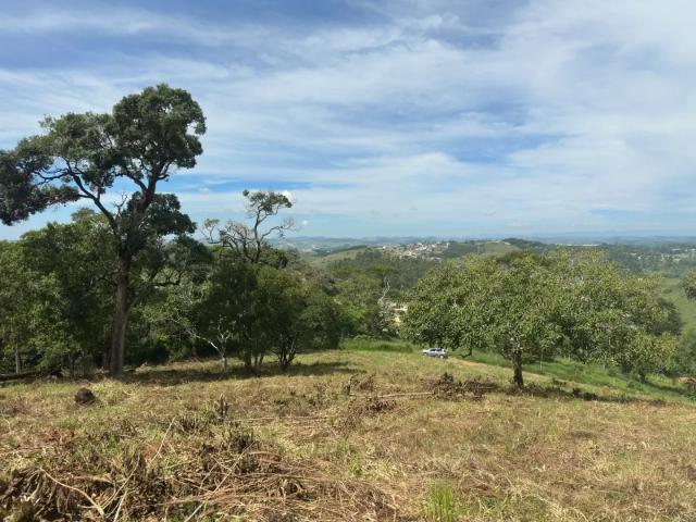 Terreno em Condomínio para Venda em Igaratá/SP Bairro Alto