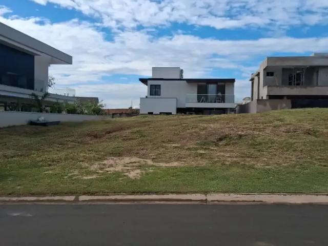 Terreno em Condomínio para Venda em Indaiatuba/SP Parque Villa dos Pinheiros