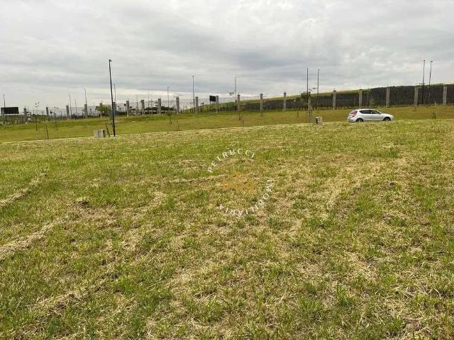 Terreno em Condomínio para Venda em Indaiatuba/SP Parque Villa dos Pinheiros