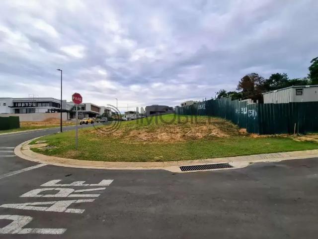 Terreno em Condomínio para Venda em Indaiatuba/SP Parque Villa dos Pinheiros