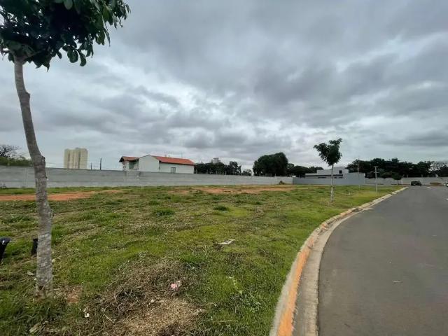 Terreno em Condomínio para Venda em Indaiatuba/SP Vila Vitória II