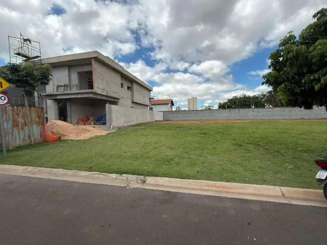 Terreno em Condomínio para Venda em Indaiatuba/SP Vila Vitória II