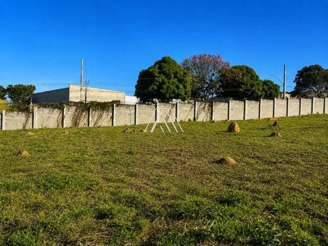 Terreno em Condomínio para Venda em Itaúna/MG Residencial Santanense