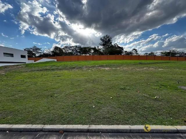 Terreno em Condomínio para Venda em Itu/SP Alphaville Castello