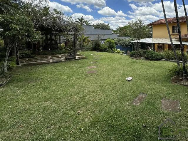 Terreno em Condomínio para Venda em Jandira/SP Jardim do Golf I