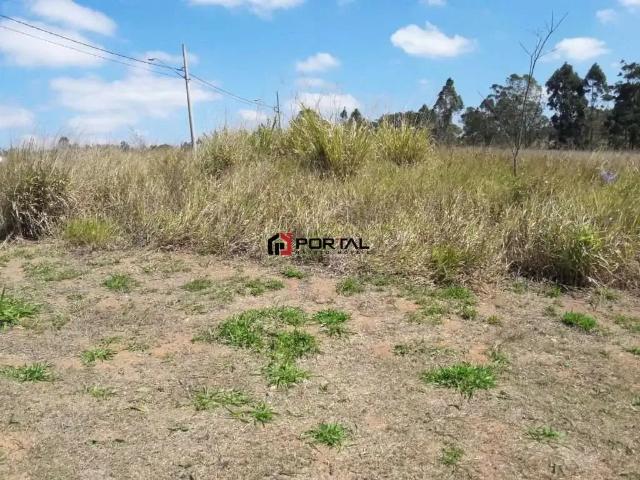 Terreno em Condomínio para Venda em Jandira/SP Jardim do Golf I
