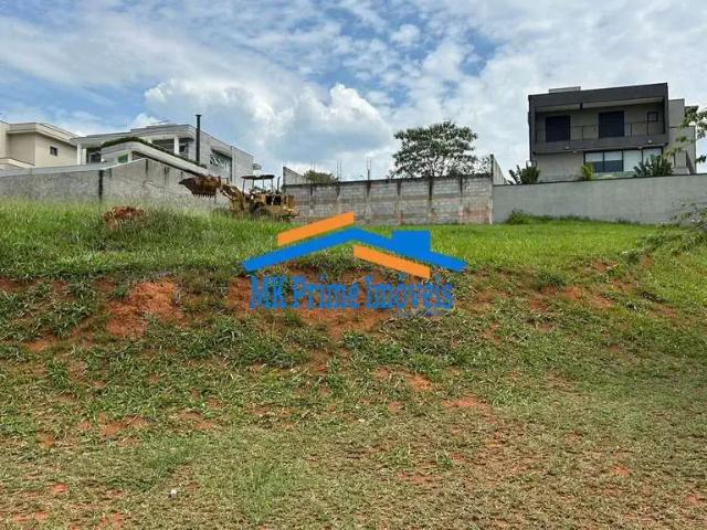 Terreno em Condomínio para Venda em Jandira/SP Jardim do Golf I