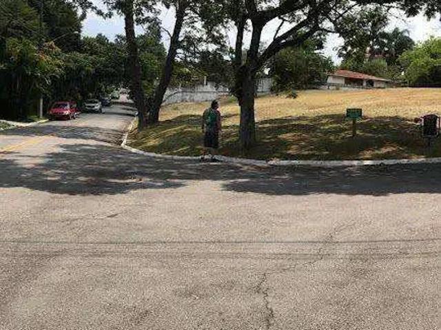 Terreno em Condomínio para Venda em Jandira/SP Jardim do Golf I