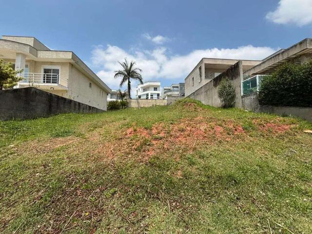 Terreno em Condomínio para Venda em Jandira/SP Jardim do Golf I