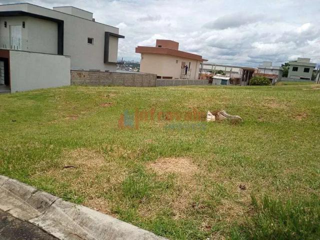 Terreno em Condomínio para Venda em Jacareí/SP Bandeira Branca