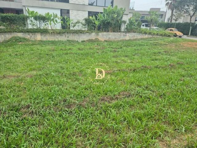 Terreno em Condomínio para Venda em Jacareí/SP Jardim Paraíba