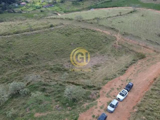 Terreno em Condomínio para Venda em Jacareí/SP Pinho