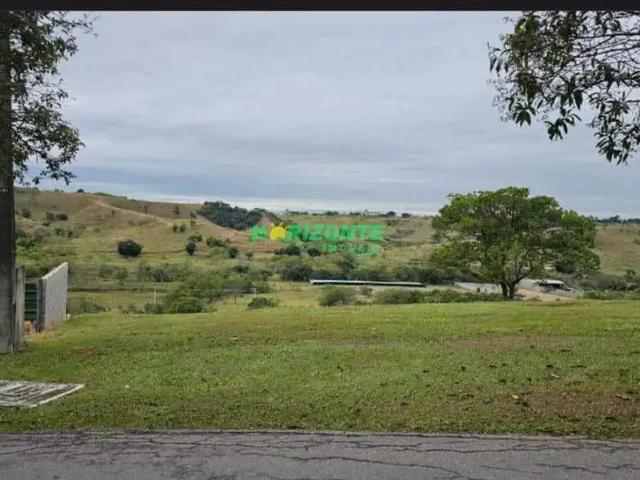 Terreno em Condomínio para Venda em Jacareí/SP Rio Comprido
