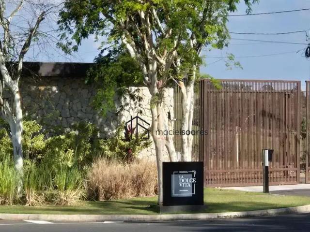 Terreno em Condomínio para Venda em Jaguariúna/SP Colinas do Castelo