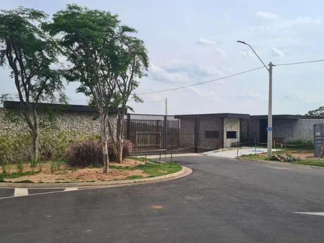 Terreno em Condomínio para Venda em Jaguariúna/SP Colinas do Castelo