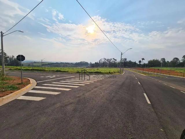 Terreno em Condomínio para Venda em Jaguariúna/SP Colinas do Castelo
