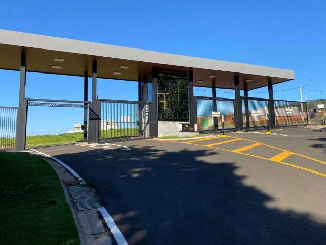 Terreno em Condomínio para Venda em Jaguariúna/SP Loteamento São Pedro