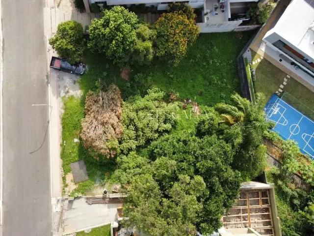Terreno em Condomínio para Venda em Joinville/SC América