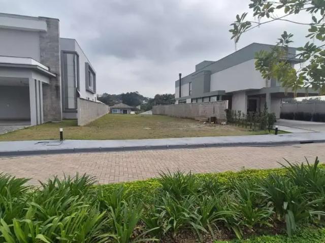 Terreno em Condomínio para Venda em Joinville/SC Glória