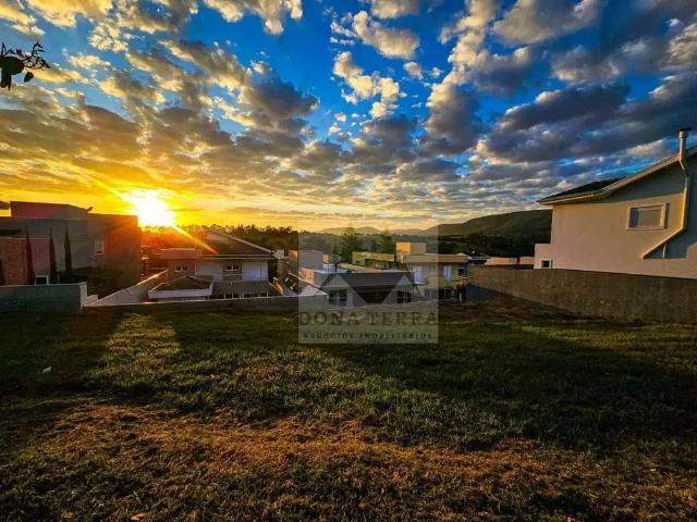 Terreno em Condomínio para Venda em Jundiaí/SP Condomínio Reserva da Serra