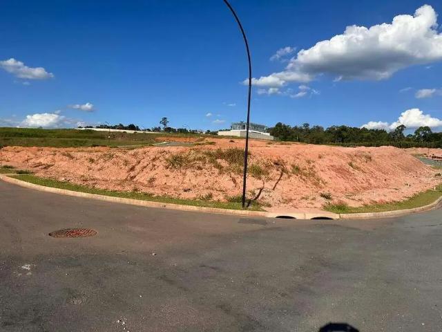 Terreno em Condomínio para Venda em Jundiaí/SP Corrupira
