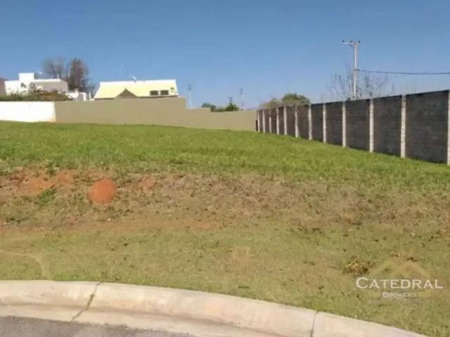Terreno em Condomínio para Venda em Jundiaí/SP Caxambu