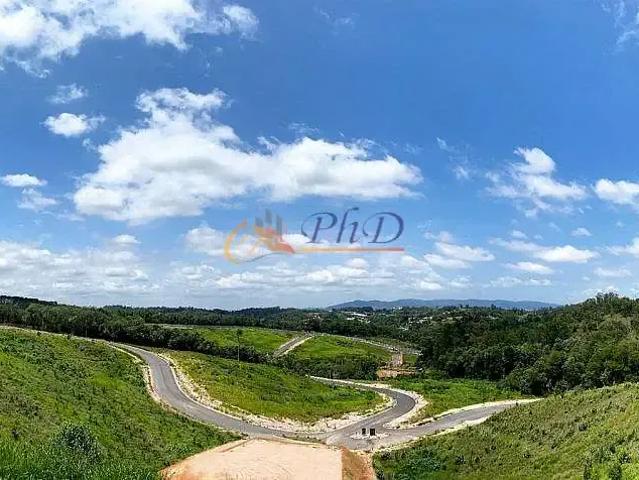 Terreno em Condomínio para Venda em Jundiaí/SP Caxambu