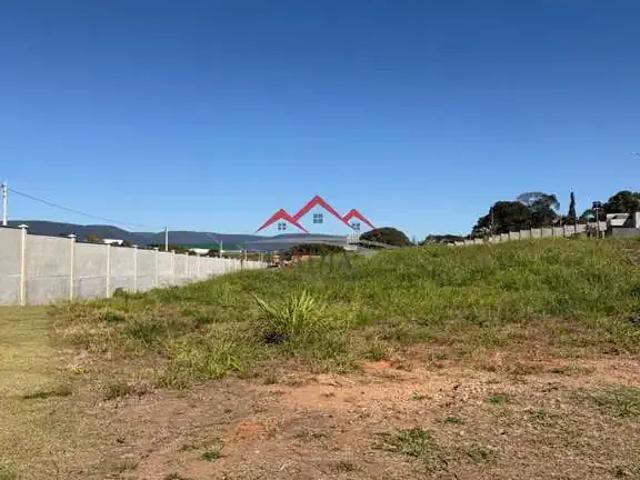 Terreno em Condomínio para Venda em Jundiaí/SP Engordadouro