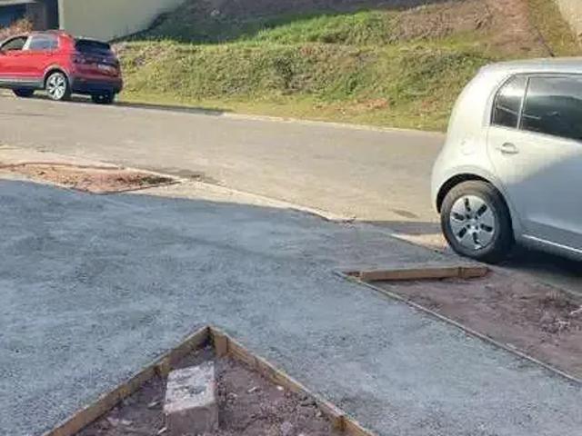 Terreno em Condomínio para Venda em Jundiaí/SP Horto Florestal