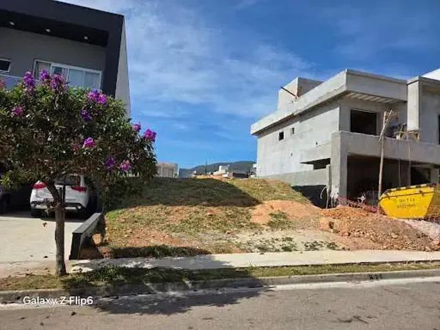 Terreno em Condomínio para Venda em Jundiaí/SP Jardim Ermida II